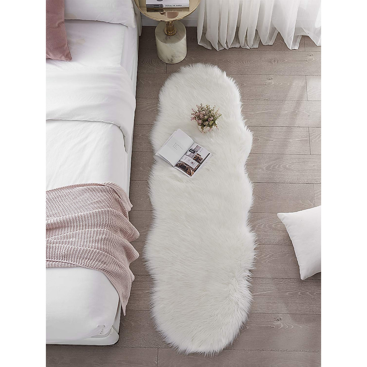 SERISSA Ultra Soft Fluffy Rug White Faux Sheepskin Fur Area Rug Shaggy Couch Cover Seat Cushion Furry Carpet Beside Rugs for Bedroom Floor Sofa Living Room Runner 2x6 Feet White
