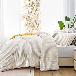 BEDELITE Fleece Queen Comforter Set -Super Soft & Warm Fluffy White Bedding, Luxury Fuzzy Heavy Bed Set for Winter with 2 Pillow Cases