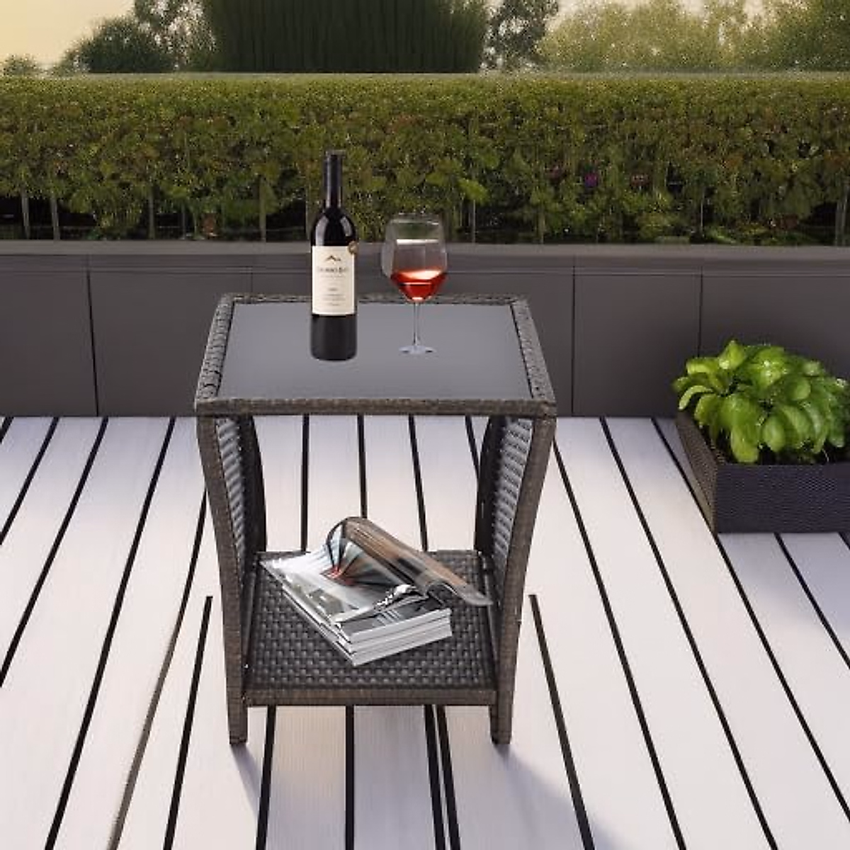 Koruiten Patio Wicker Storage Side Table,Outdoor PE Rattan Woven Coffee End Table with Tempered Glass Top for Indoor Outdoor Porch Lawn Poolside Garden Backyard Balcony(Dark Blonde)