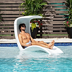 Step2 Vero Mondella Chair with Shade, Outdoor/Indoor Waterproof Patio Furniture, Pool Lounger, Use in Pools Up to 9-Inches of Water or Poolside Ledge, Made of Durable Plastic, Weighted, White