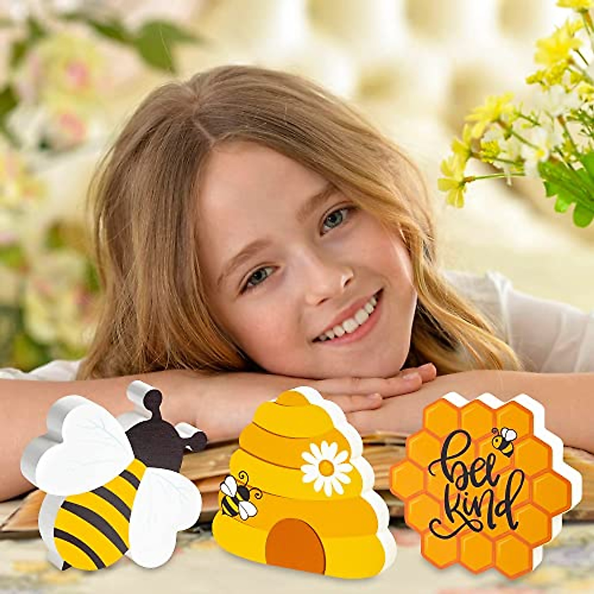 K1tpde 3PCS Farmhouse Honey Bee Tiered Tray Sign, Wooden Honey Bee Tiered Tray Sign Decoration, Bee Sign Kitchen Table Decor, Wooden Honey Sign for Garden Party Decor, Bee Happy Kitchen Decor