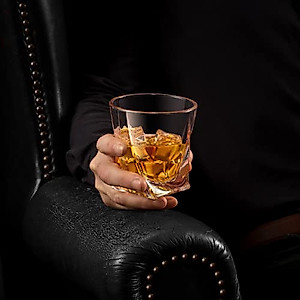 VENERO Crystal Whiskey Glasses, Set of 4 Rocks Glasses in Satin-Lined Gift Box - 10 oz Old Fashioned Lowball Bar Tumblers for Drinking Bourbon, Scotch Whisky, Cocktails, Cognac