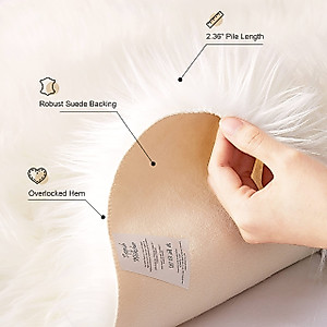 Teppich Wölkchen Faux Fur Rug | Sheep Skin Throw Rug | Washable Fluffy Area Rug, Fuzzy Shag Rug for The Living Room, Bedroom, Nursery Decor I White - 2x3ft Sheepskin