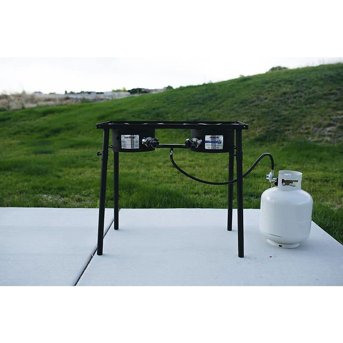 Camp Chef - Pioneer Two-Burner Cooking System CSA