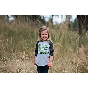 7 ate 9 Apparel Boy's St. Patrick's Day Vintage Baseball Shirt T-Shirt 18 Months Grey and Green