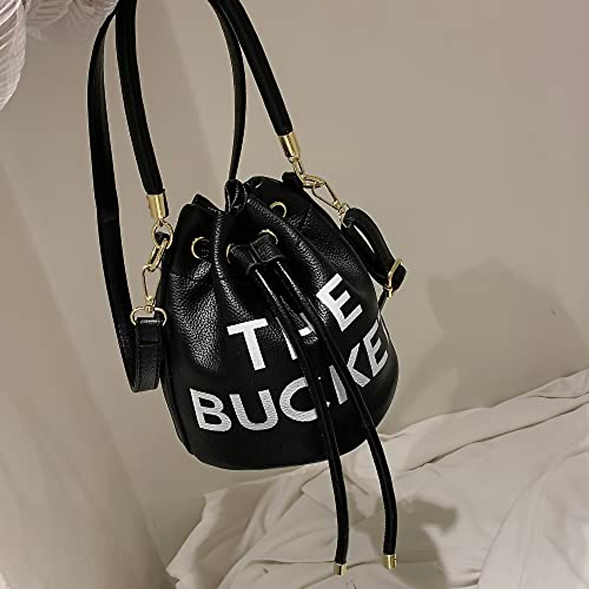 The Bucket Bag for Women, Small Leather Bucket Bag Purse, Crossbody/Handbag/Hobo Bag(7.9 * 7.9 * 8.3in) (Black)
