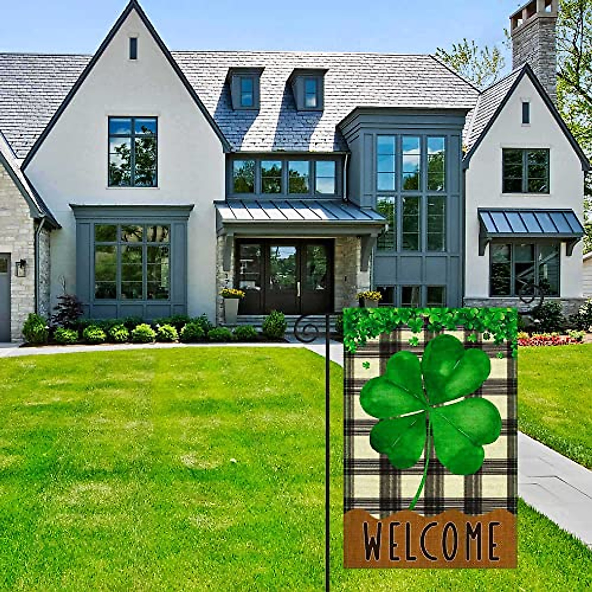 Spring Welcome Garden Flag Banner, Burlap Shamrock Clover Yard Flag Welcome Sign Banner for Farmhouse Yard Porch Door Decoration 12 x 18 Inches