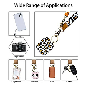 Airpods 3rd Generation Case with Keychain Wristlet, OULRAEFS Soft Silicone Skin Case Cute Airpod Case 3rd Generation Protective Case Cover with Wrist Lanyard for Airpods 3 2021 Gift for Women, Leopard