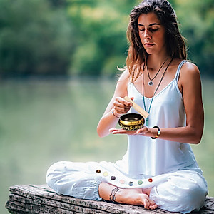 BBTO Tibetan Singing Bowls Set for Healing 3.4'' Meditation Sound Bath Bowl 7 pcs Chakra Crystal Stones Mallet Cushion Chakra Bracelet Pendant(Black)