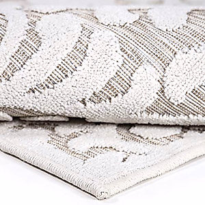 My Texas House by Orian Bluebonnets Area Rug, 1'11" x 7'6", Natural Driftwood