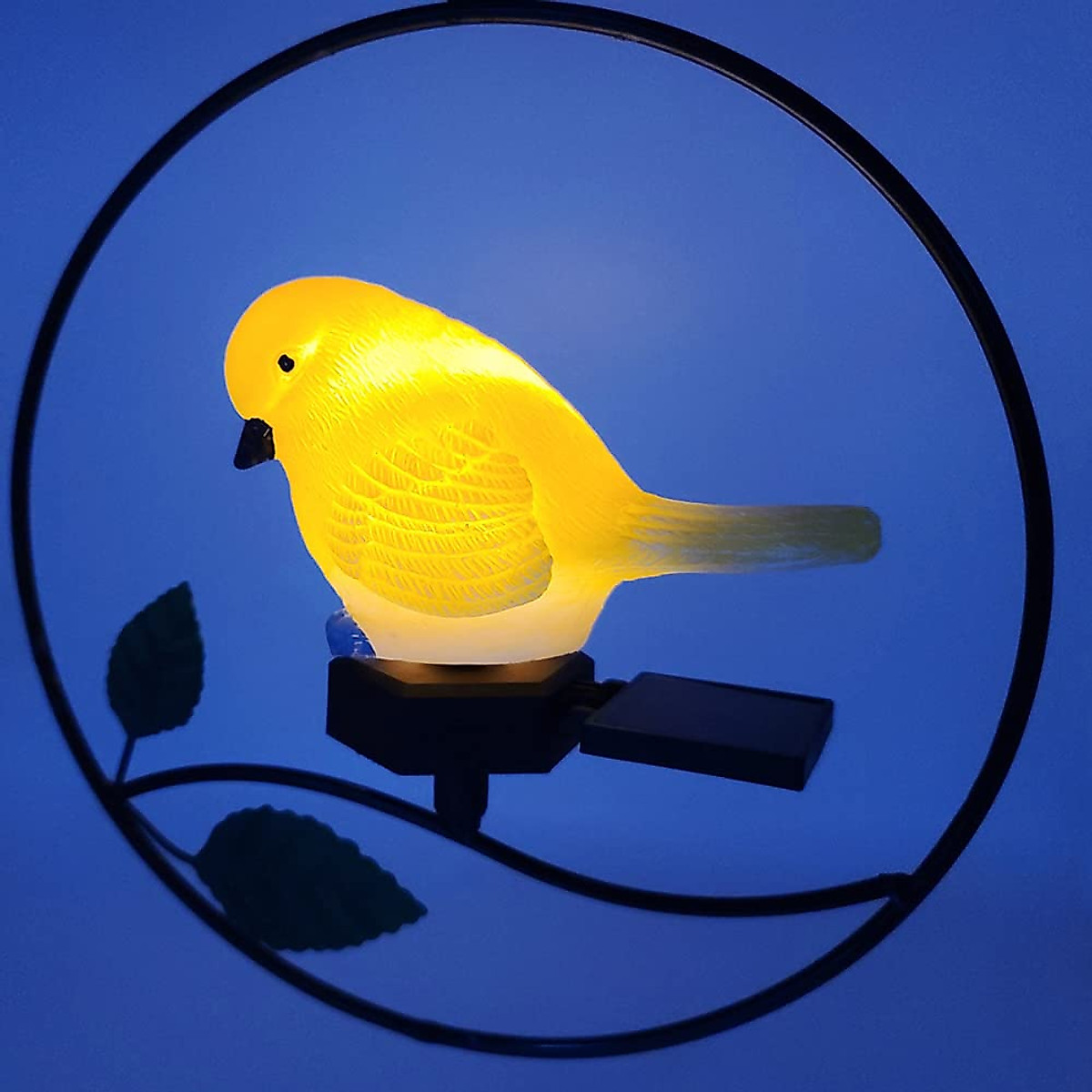 BWWNBY Hanging Solar Lights Outdoor Garden Bird LED Lights Solar Garden Lights Garden Lighting Decoration, Iron Art Chandelier Simulation Animal Lamp(Bird)