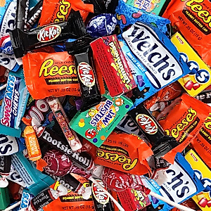 Bulk Holiday Candy Chocolate Individaully Wrapped Assortment Mix - Fun Size Treats Chocolates Candy Variety - Kit Kat, Dots, Welch’s Sweets for Kids and Adults (5 LB)