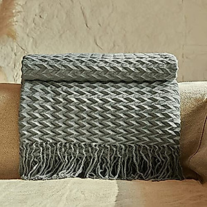 ZonLi Thin Throw Blanket 70"x50" for Couch Light Sage Green and Grey Boho Shawl Blanket Soft Decorative Lightweight Bed Throws with Tassels for Living Room Chair Sofa Travel Bed Throws