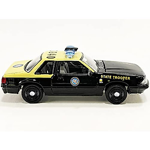 1991 SSP Police Black and Cream Florida Highway Patrol 1/64 Diecast Model Car by Greenlight for Acme 51494
