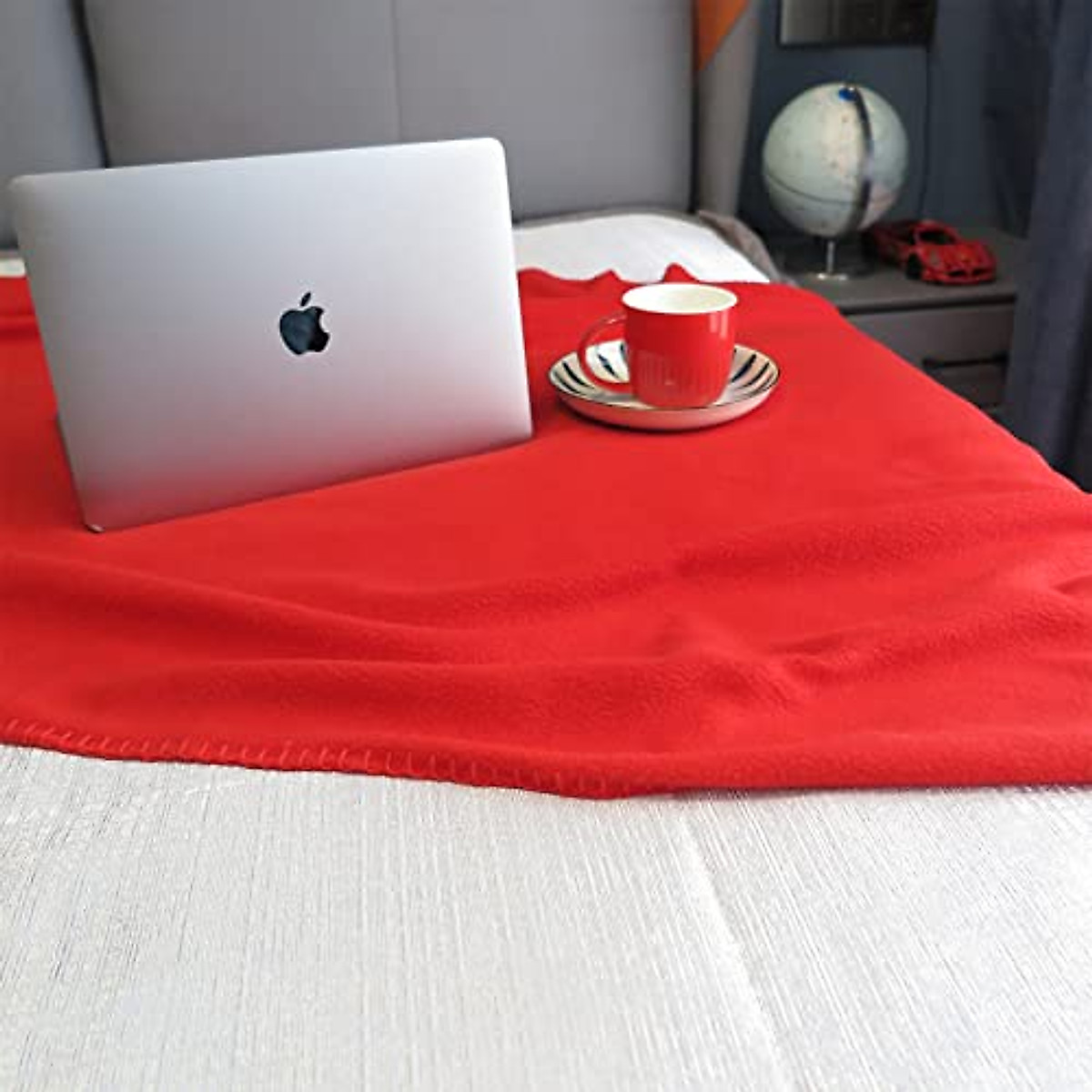 Ngawari Fleece Throw Blanket Lightweight Soft Warm Cozy Pet Blanket (Red, 50 * 60 Inch)
