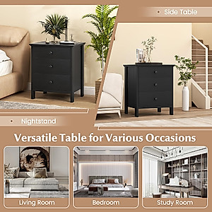 Giantex Nightstand with 3 Drawers, Wooden Side End Table with Solid Wood Legs, Retro 3-Drawer Bedside Table Night Stand for Bedroom Home Office Small Space, Easy Assembly, White