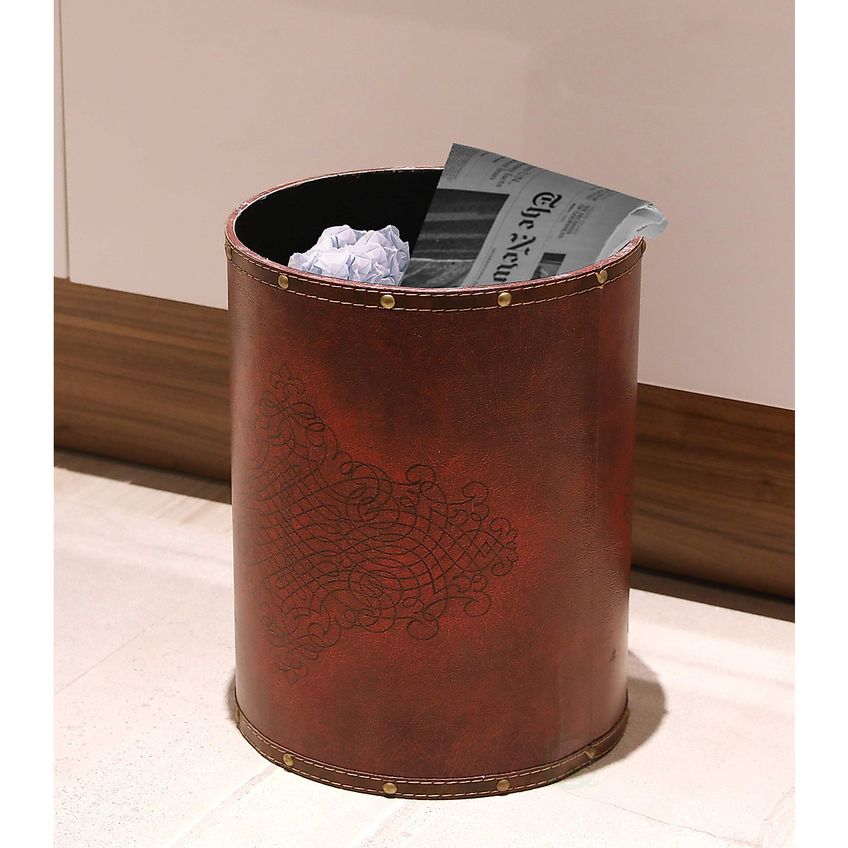 Vintiquewise(TM) Faux Leather Antique Design Waste Bin