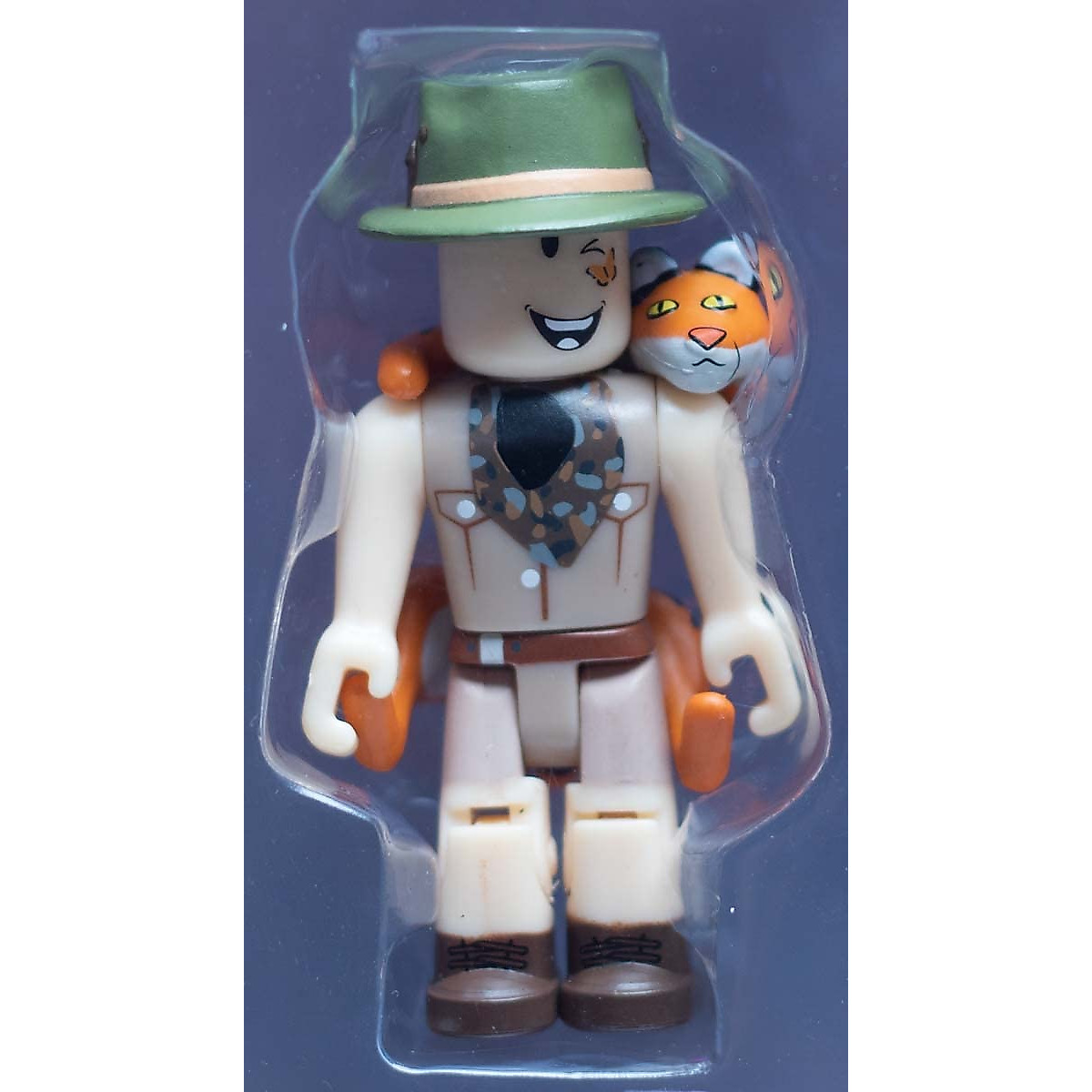 Roblox Classics Series 4 Twenty-One Piece Set 12 Exclusive Virtual Codes