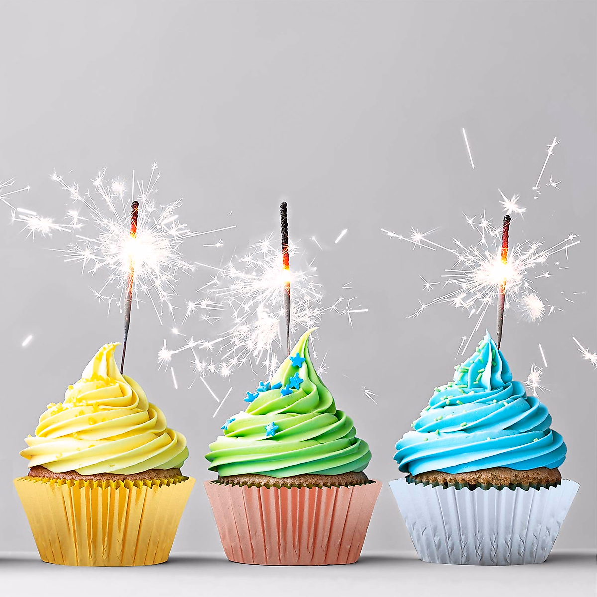 Elcoho 600 Pieces 1.25 Inch Mini Size Foil Metallic Cupcake Liners Muffin Paper Cases Baking Cups