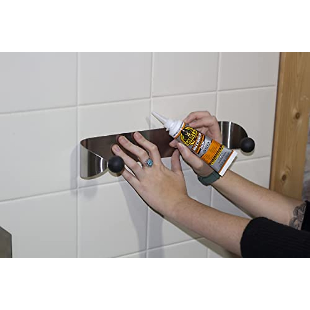 Gorilla Max Strength Clear Construction Adhesive, 2.5 Ounce Squeeze Tube, Clear, (Pack of 1)