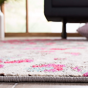 SAFAVIEH Madison Collection Area Rug - 10' x 14', Grey & Red, Boho Abstract Distressed Design, Non-Shedding & Easy Care, Ideal for High Traffic Areas in Living Room, Bedroom (MAD425R)