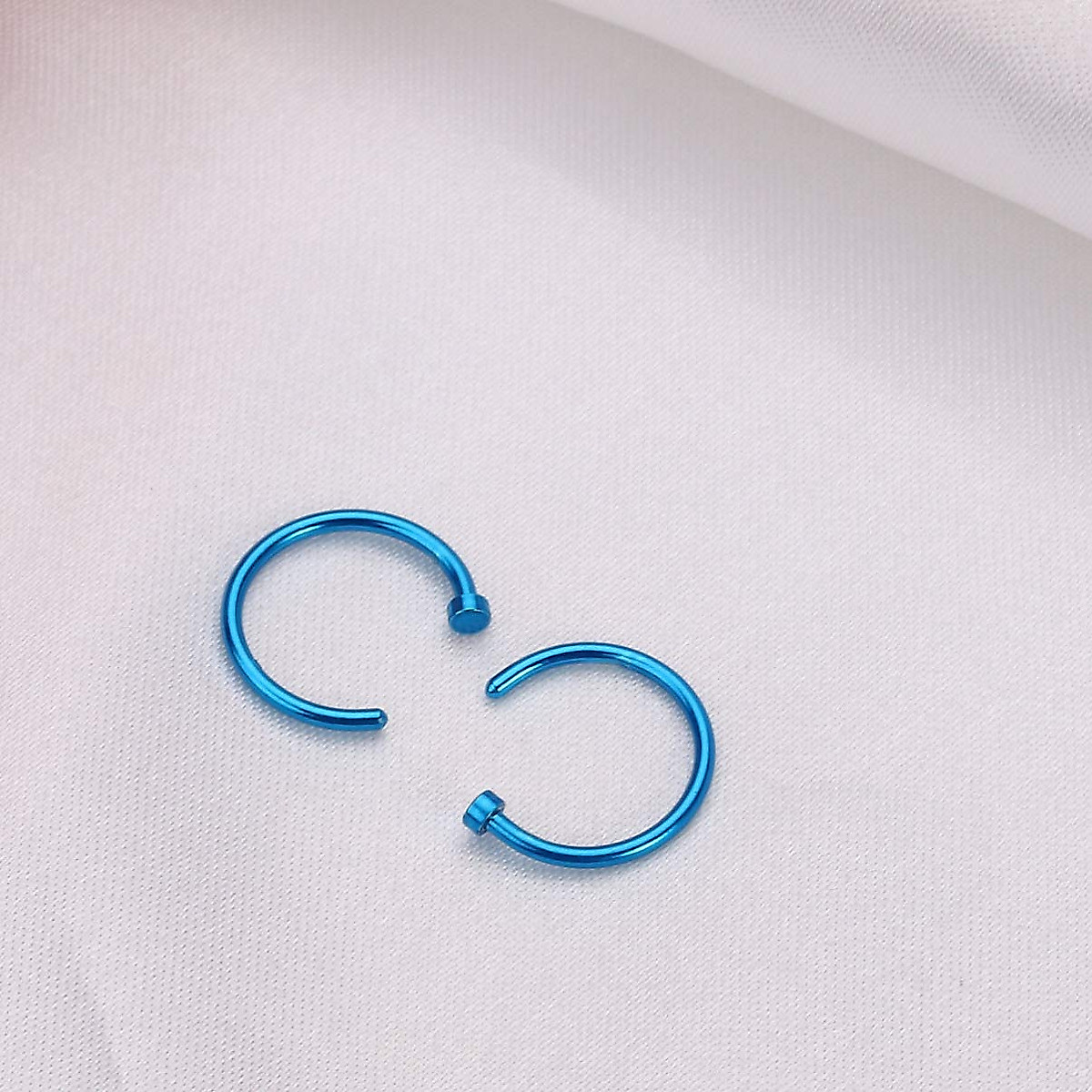 Generic 2 Pcs Unisex Surgical Steel Hinged Clicker Segment Nose Rings Hoop Helix Cartilage Earrings Titanium Steel Body Piercing Stud, Blue, 0.8 * 0.8 * 0.1 cm, WCXMI043160DZ16O2