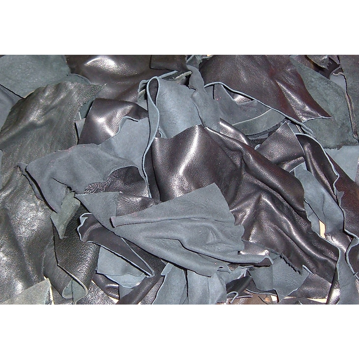 REED Scraps - 2 Pound Leather from Garment Cutting Mostly Black Color, 2 lb.