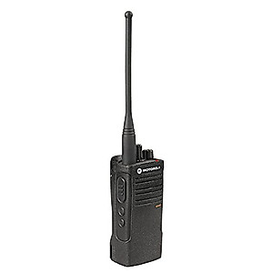 MOTOROLA SOLUTIONS RDU4100 Business Two-Way Radios with HKLN4606 Speaker Mics 4-Pack