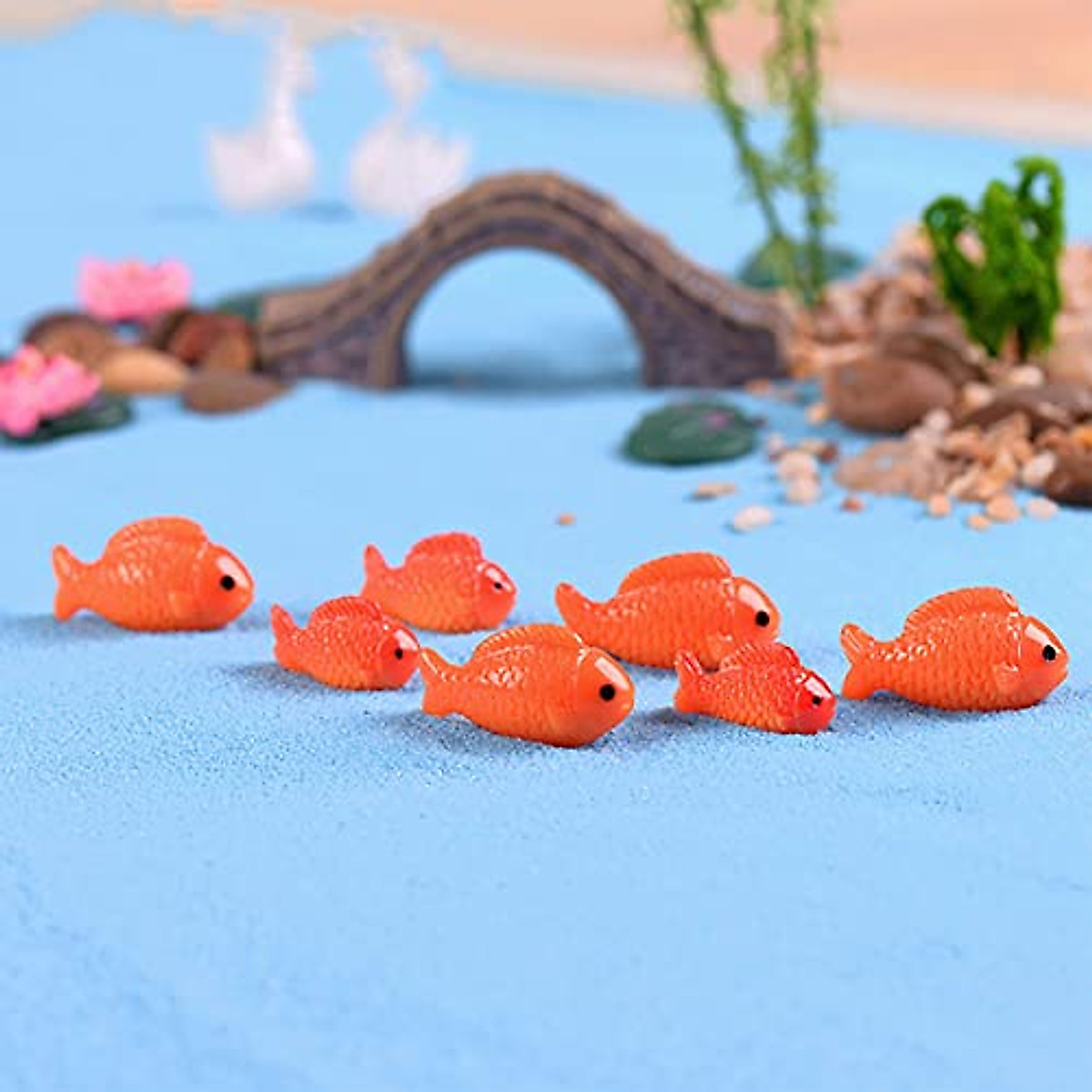 MAOMIA 20 Pcs Miniature Fish Figurines Resin Fish Tank Decoration Fairy Garden Mini Goldfish Micro Landscape Decor Ornament