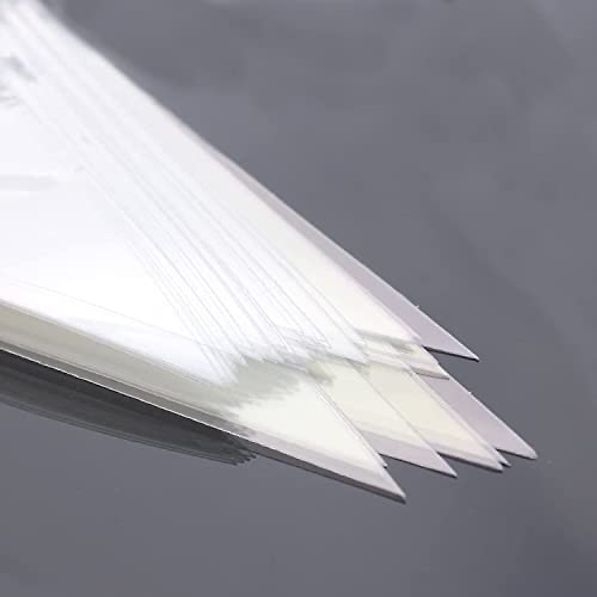 Dzrige 100 Pieces Transparent Cone bags,Clear Triangle Bags,Plastic Cone Bags with Gold Twist Ties,Plastic Treat Bags for Easter Christmas Party Favor,Wedding,Cookies,Candy,Chocolates,Popcorn,Craft Gifts - 5.1" x 9.8"