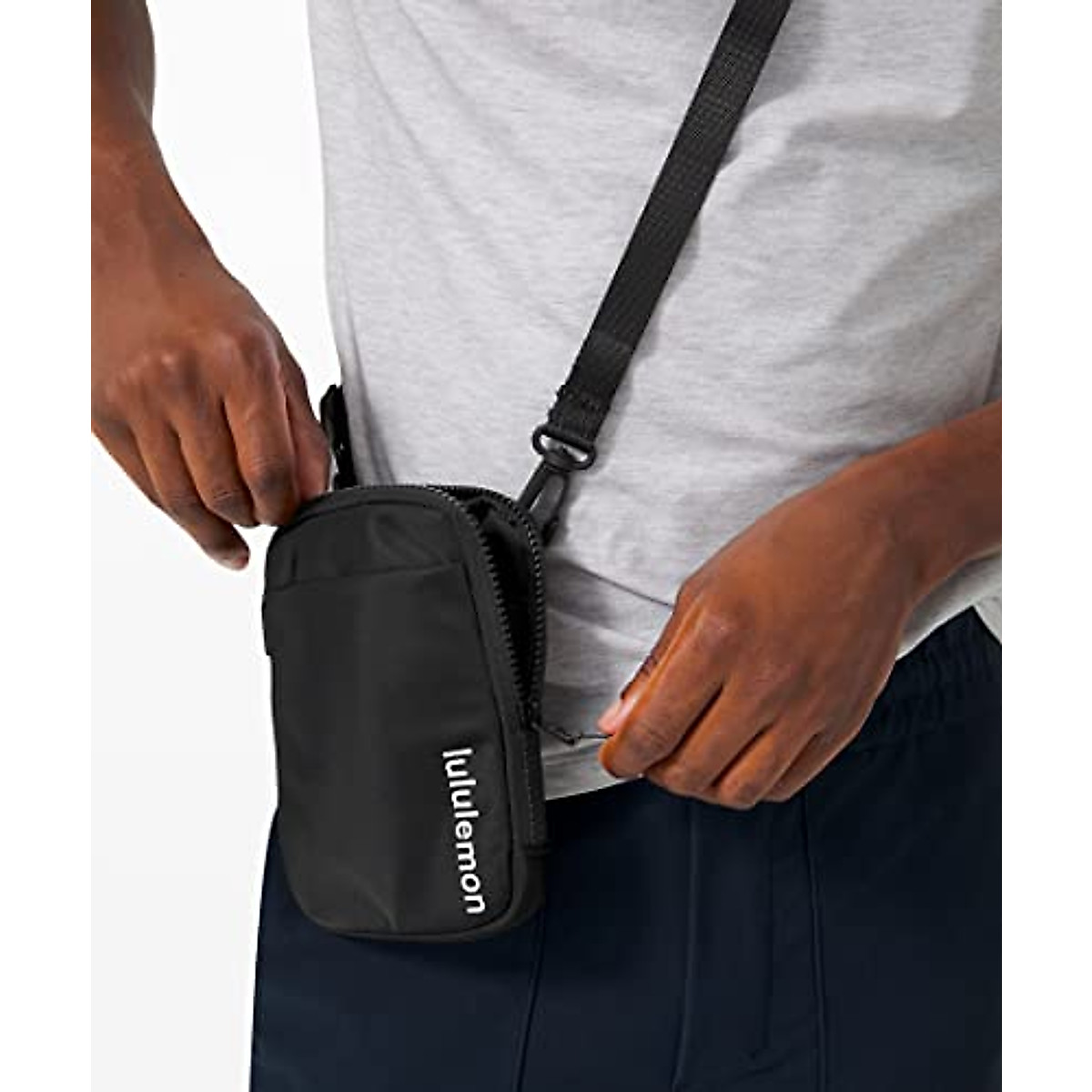 Lululemon Easy Access Crossbody (BLK)