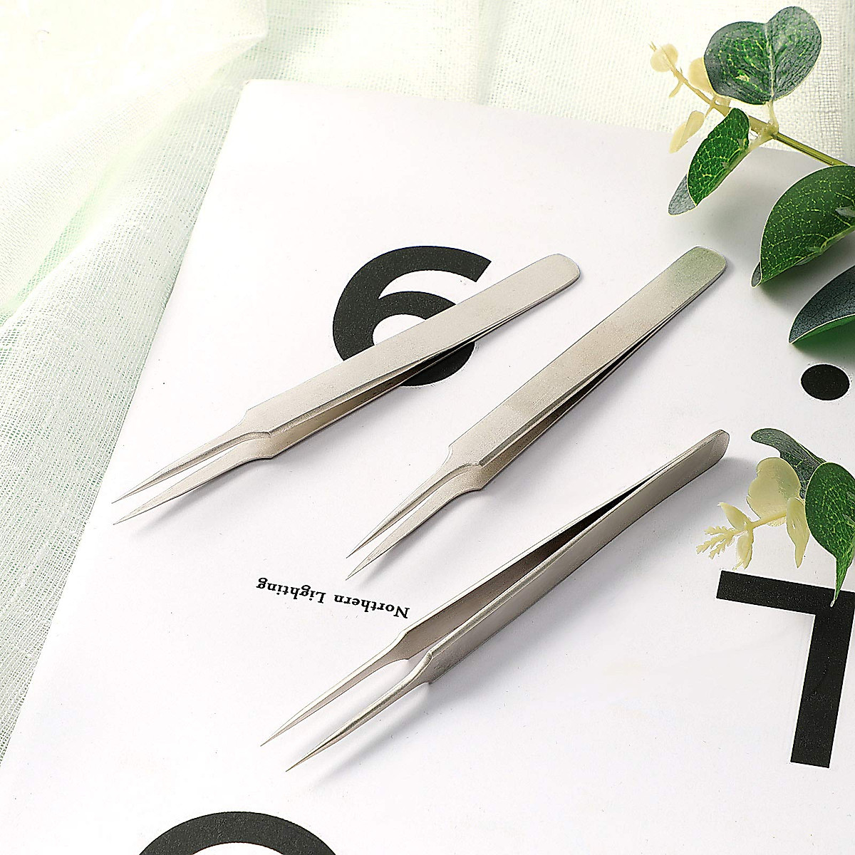 3 Pieces Ingrown Hair Tweezers Stainless Steel Splinter Tweezers Pointed Blackhead Remover Precision Eyebrow Tweezers for Facial Hair, Ingrown Hair, Splinter and Blackhead Remover (Silver)