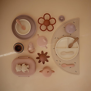 mushie Silicone Suction Plate | BPA-Free Non-Slip Design (Ivory)