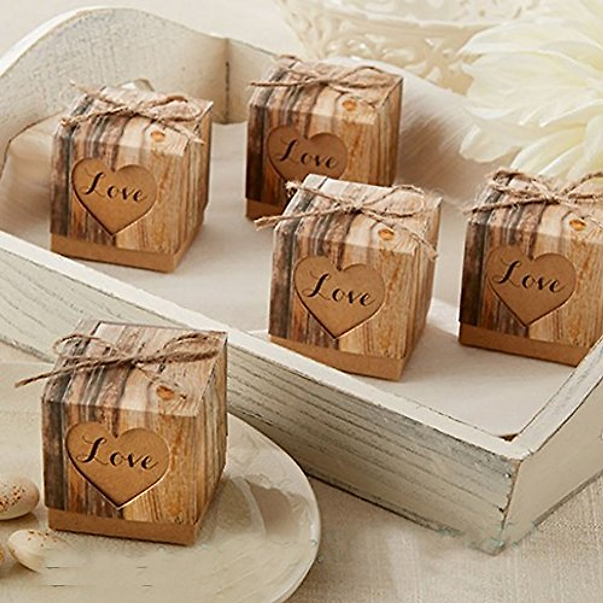 VGOODALL Rustic Candy Boxes,50pcs Wedding Favor Boxes,Love Kraft Bonbonniere Paper Gift Boxes with Burlap Jute Twine for Bridal Shower Wedding Birthday Party Rustic Wedding Christmas Decorations