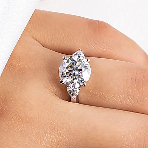 AnuClub 4.6ct Moissanite 3 Stone Engagement Rings D Color VVS1 Round Cut 18K White Gold Plated 925 Sterling Silver Anniversary Wedding Promise Ring, Christmas Gift for Women 7.5