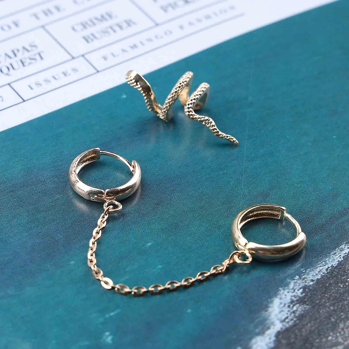 Allereyae Gothic Snake Cuff Wrap Earrings Gold Hoop Chain Earrings Cartilage Ear Crawler Earring Serpent Clip on Wrap Earrings for Women and Girls