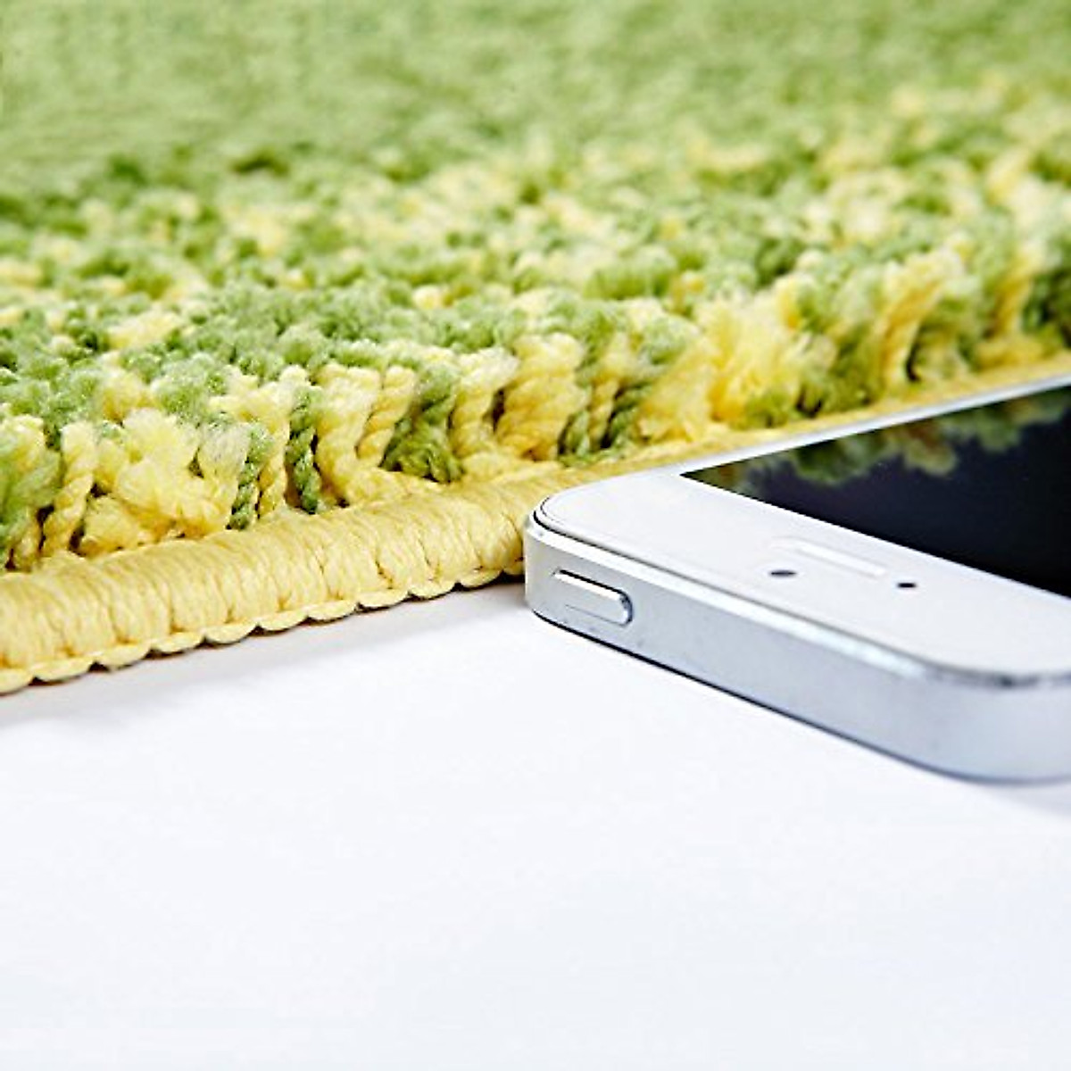 MustMat Non Slip Kitchen Rugs and Mats Cute Leaf Shape Area Rugs Nice for Kitchen Floor/Bathroom/Bedroom 17.7"x47.2"