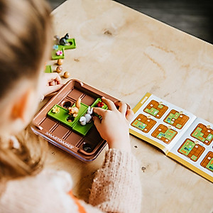 SmartGames Squirrels Go Nuts! Travel Game for Ages 6-Adult