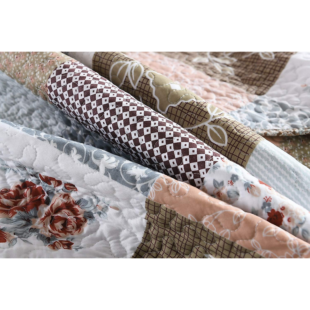 Travan 3-Piece Queen Quilt Set Quilted Bedspread Lightweight Reversible Coverlet Set Floral Printed Quilted Bedding Set with Shams for All Season, Brown Floral, Queen Size