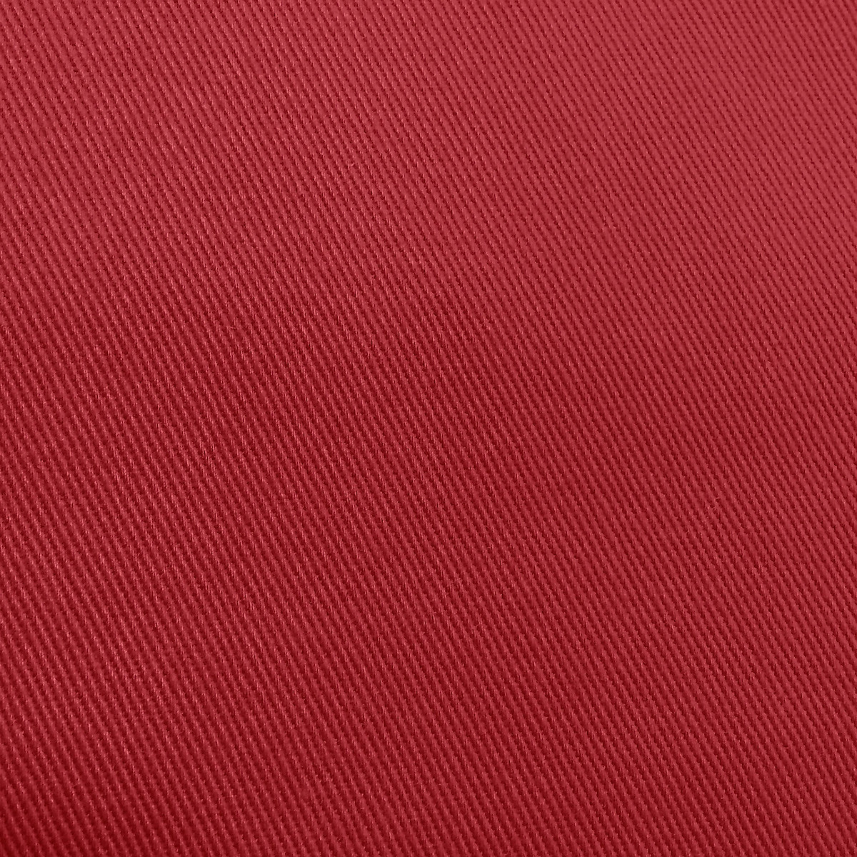 Ultimate Textile Poly-Cotton Twill 52 x 70-Inch Oval Tablecloth Red