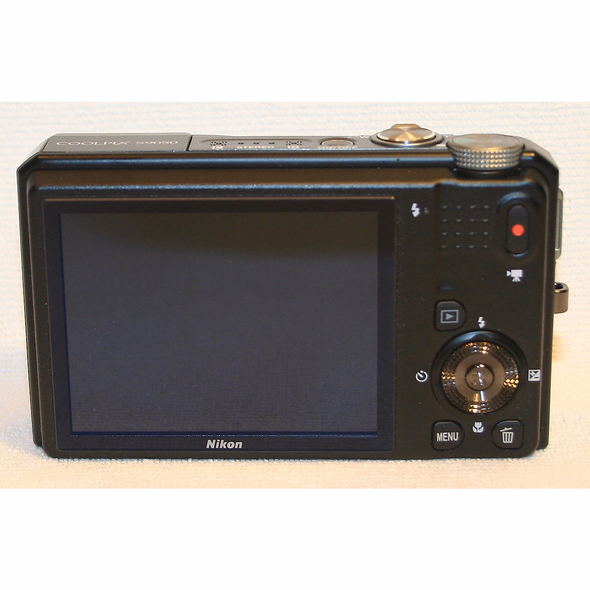 Nikon Coolpix S9050 Digital Camera (Silver)