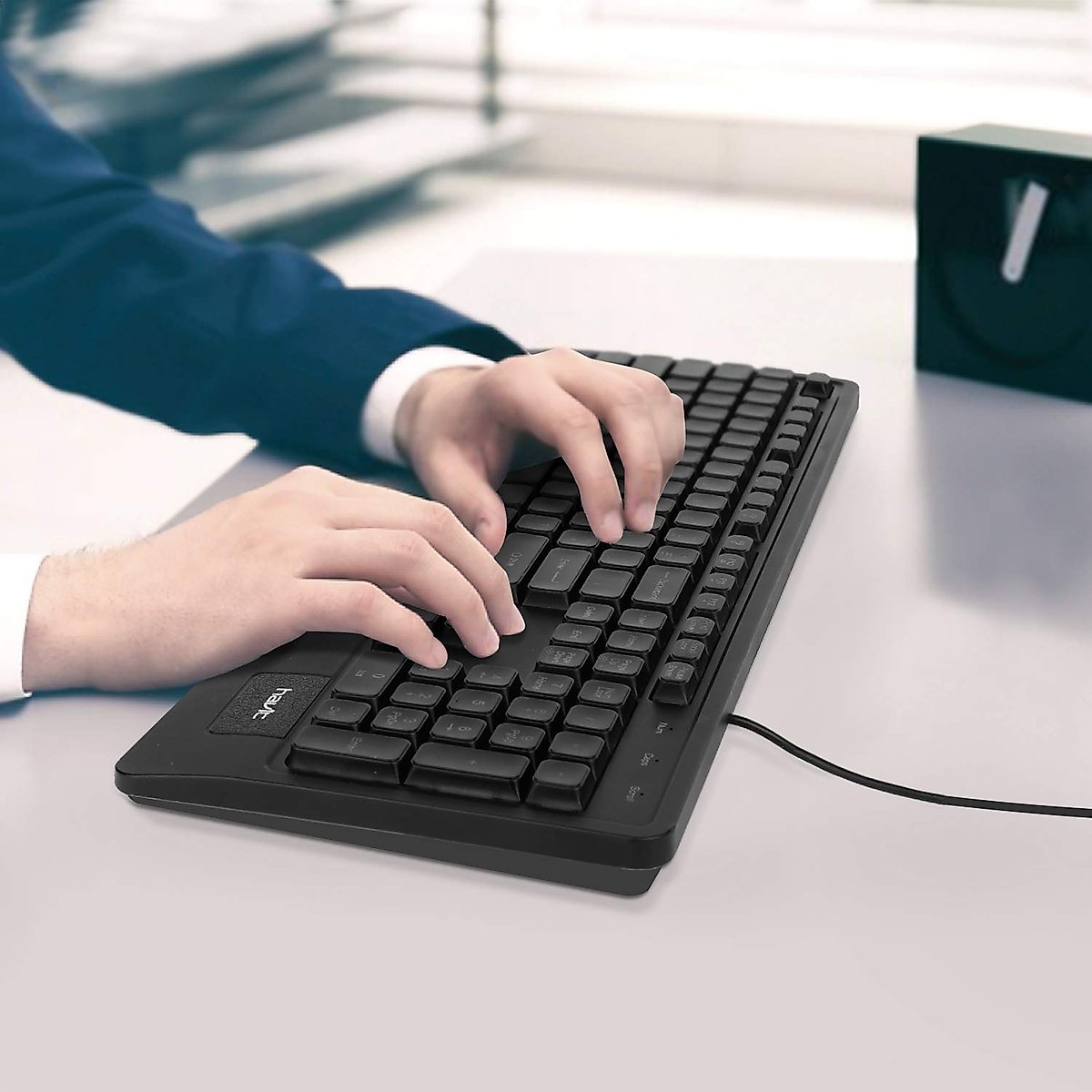 havit Wired LED Keyboard, Rainbow Backlit Computer Keyboard Ergonomic LED Gaming Keyboards Wrist Rest 104 Keys for Office PC Desktop Laptop Game Black