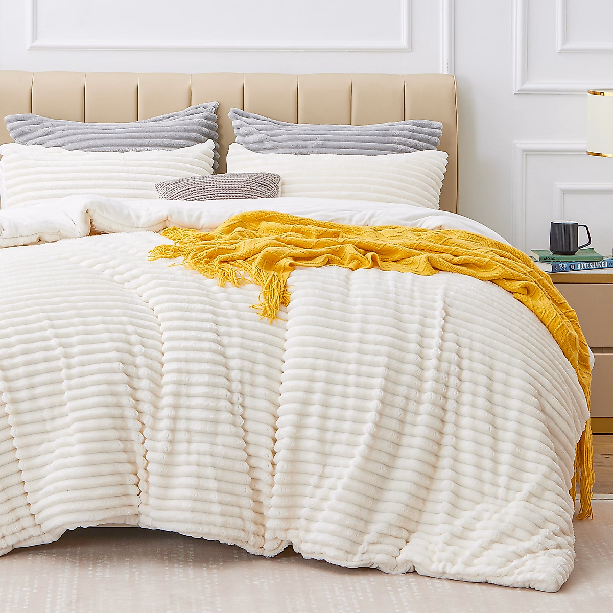 BEDELITE Fleece Queen Comforter Set -Super Soft & Warm Fluffy White Bedding, Luxury Fuzzy Heavy Bed Set for Winter with 2 Pillow Cases