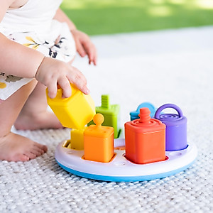 Fat Brain Toys Plugzy - Fine Motor Shape-Learning Sensory Toy, Babies & Toddlers