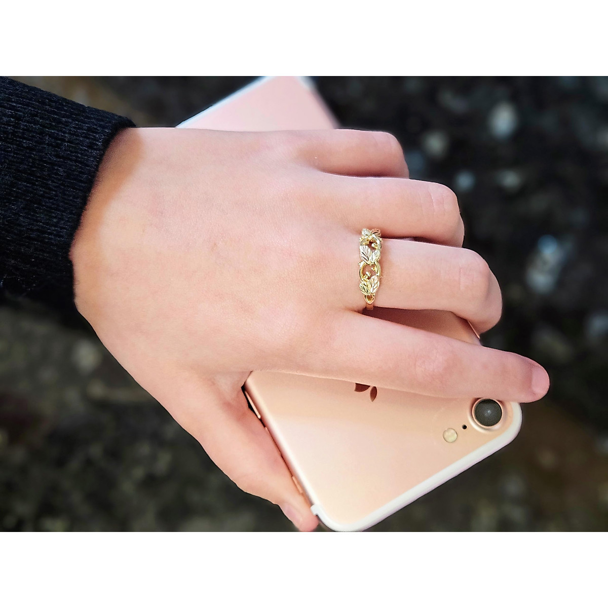 Cut-Out Leaf Band, 10k Yellow Gold, 12k Green and Rose Gold Black Hills Gold Motif, Size 4.75