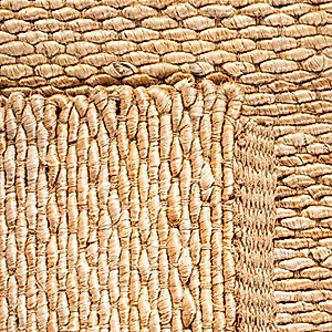SAFAVIEH Natural Fiber Collection Accent Rug - 2'6" x 4', Natural, Handmade Jute, Ideal for High Traffic Areas in Entryway, Living Room, Bedroom (NF459A)