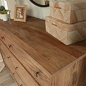 Sauder River Ranch 6-Drawer Bedroom Dresser Sindoori Mango, Sindoori Mango Finish