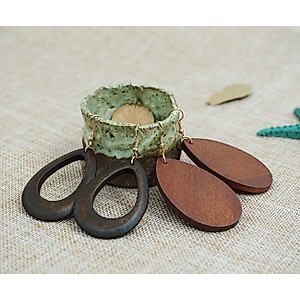 Wowanoo 2pcs Wood Earrings Natural Wooden Teardrop Earrings Geometric Lightweight Drop Earrings for Women DroBrown