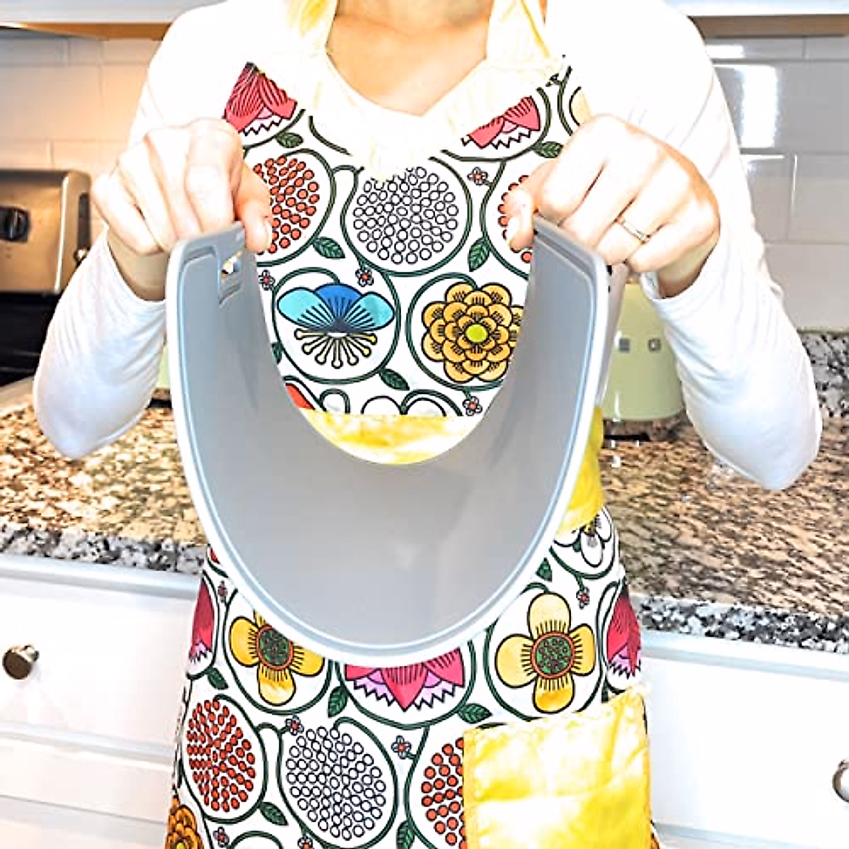 Jovely Premium Thick & Flexible Silicone Cutting Mat, BPA Free, Knife Friendly, Non-Toxic, Anti-Slip, Dishwasher Safe, Space Saving, Easy Grip Handle, Ergonomic Design, Chopping Board (Grey, Medium)