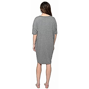 Disney Womens Sleepshirt Mickey Minnie Mouse Print (Christmas, One Size)